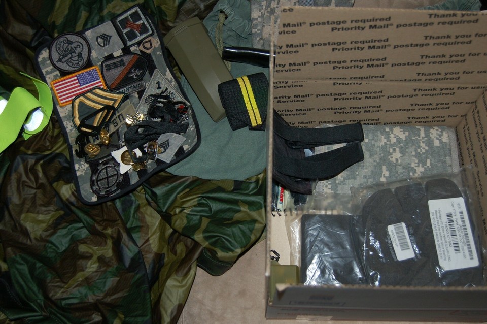 MILITARY ISSUE ARMY GEAR PINS INSIGNIA PATCHES USGI USED | eBay