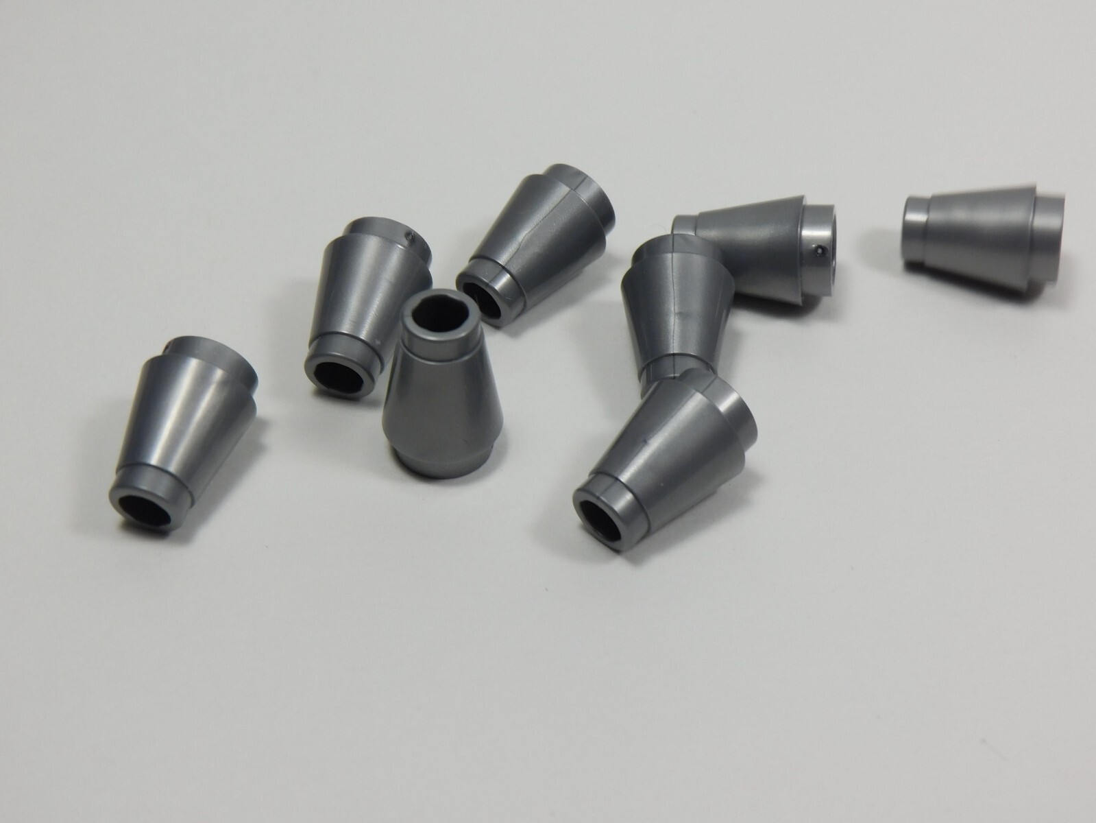 LEGO Lot of 8 Flat Silver Round 1x1 Cones C5 | eBay