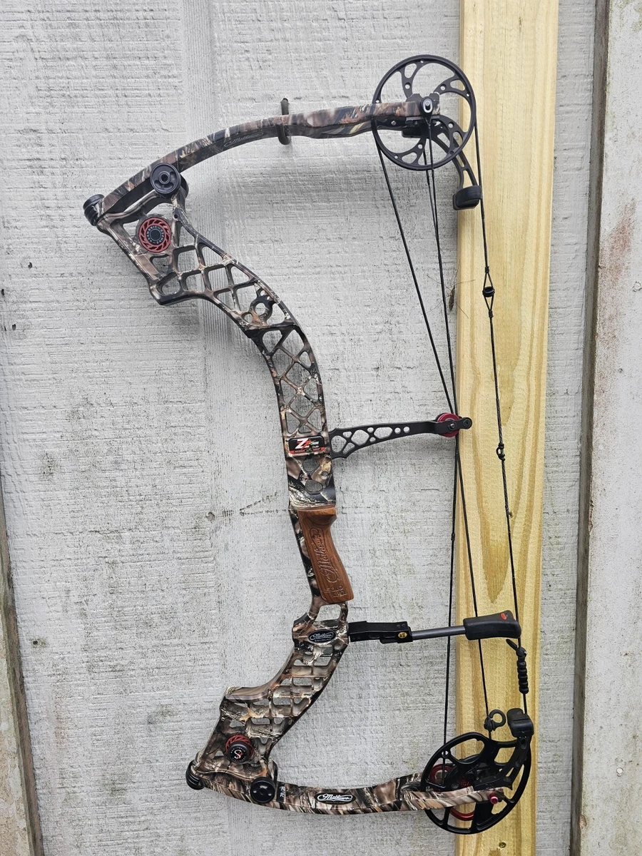 Mathews Z7 Compound Bow