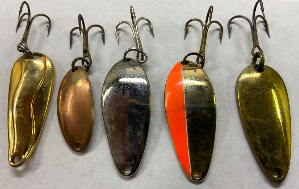 Vintage Lot 5 Small Fishing Spoons, Little Cleo, Hot Shot, Luhr Jensen ...