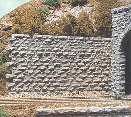 Chooch Cut Stone Retaining Wall - Medium - HO Scale Model Railroad ...
