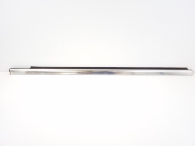 Mercedes Benz ML W164 2009 Außen Vorne Tür Fenster Streifen Rechts ...