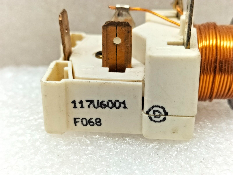 DANFOSS 117U6001/6016/6002/6015/6010/6005 RELAY ASSEMBLY - LOT OF 9 PCS ...
