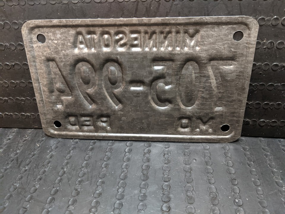 EXPIRED MINNESOTA MOPED LICENSE PLATE ........ (705 994) | eBay