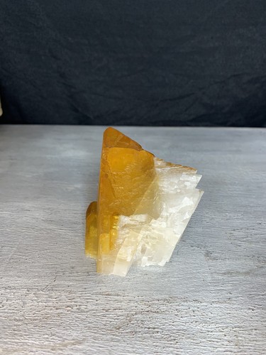 Golden Calcite with Chalcopyrite Inclusions from Black Rock, Arkansas ...