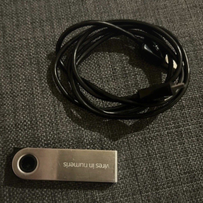 Ledger Nano S Crypto Hardware Wallet Good Condition | eBay UK