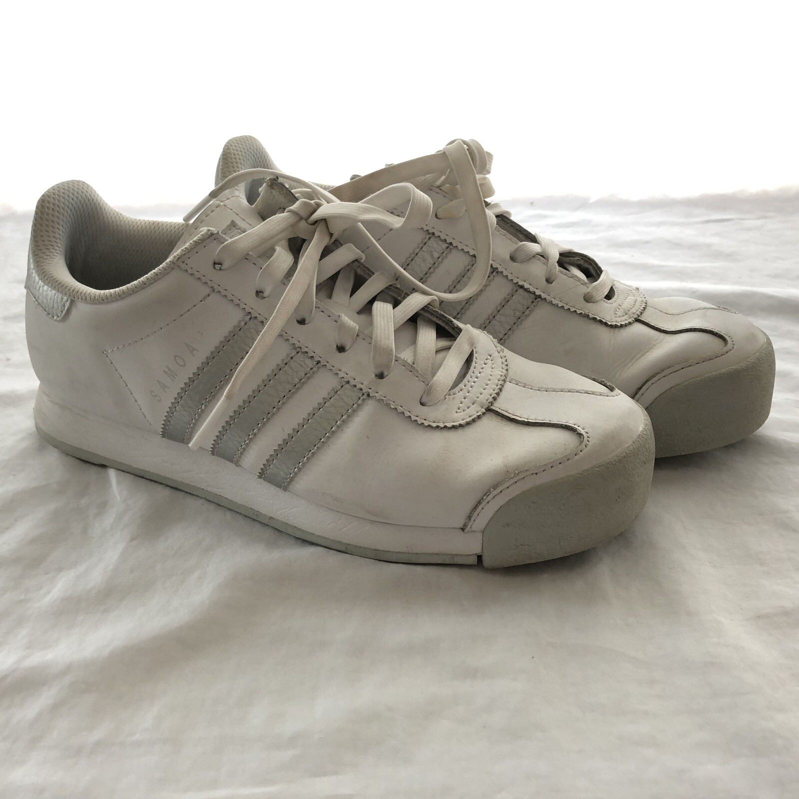 Women's Adidas Samoa White Metallic Silver Soccer Sho… - Gem