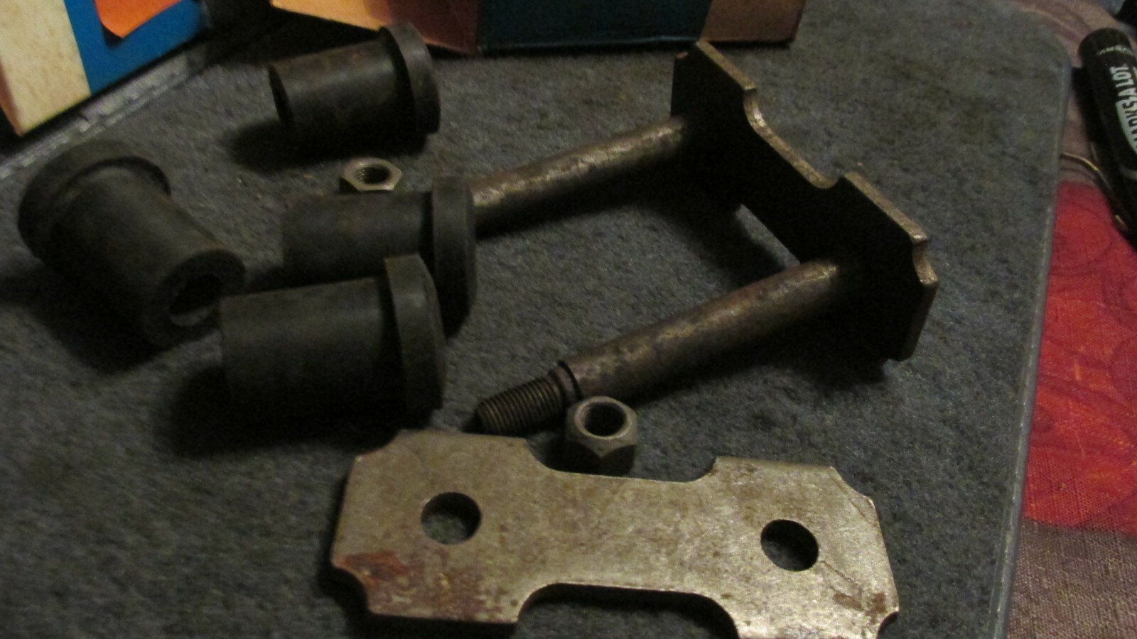 NOS 1971 1972 1973 FORD PINTO REAR OF REAR SPRING SHACKLE KIT D1FZ-5630 ...