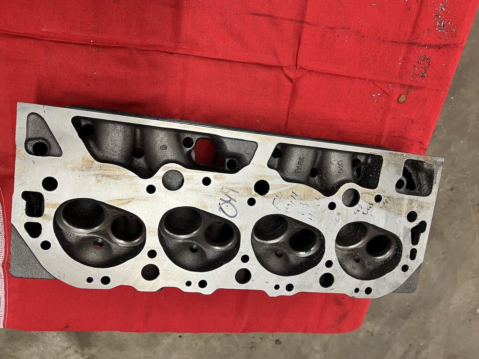 Chevy Big Block 454 BBC 049 Oval Port 353049 Cylinder Heads Pair ...