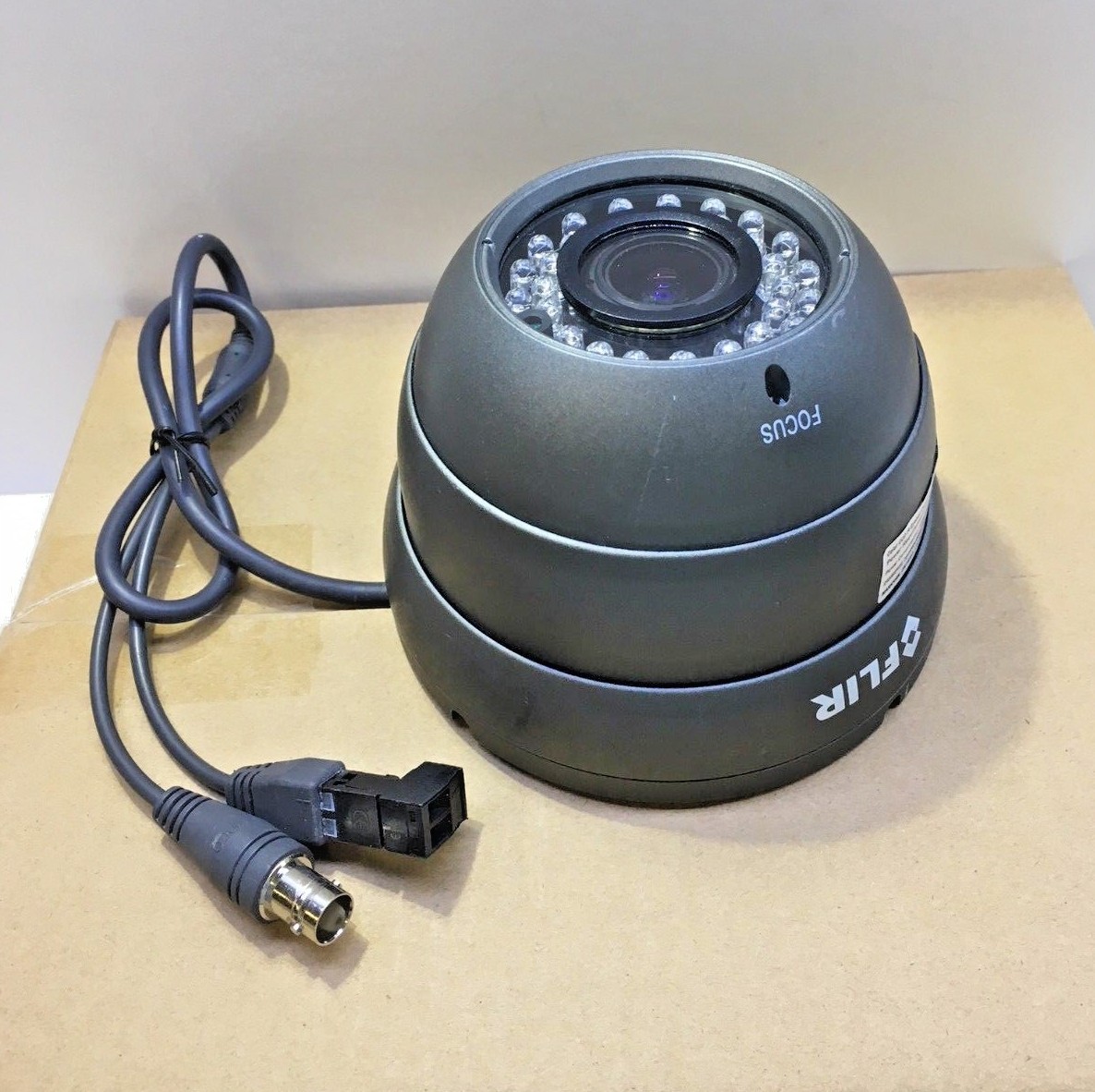 Flir Echelon DCV64DL 700 TVL Varifocal IR Dome Camera for sale online ...