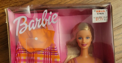 Barbie Weekend Style Doll Fashions & Accessory Gift Set 2001 Mattel ...