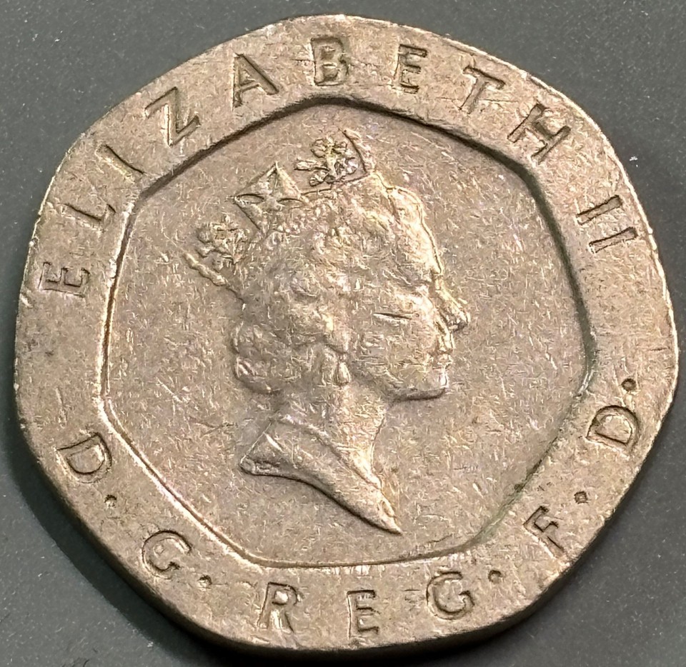 1990 Great Britain UK Elizabeth II 20 Twenty Pence Coin | eBay
