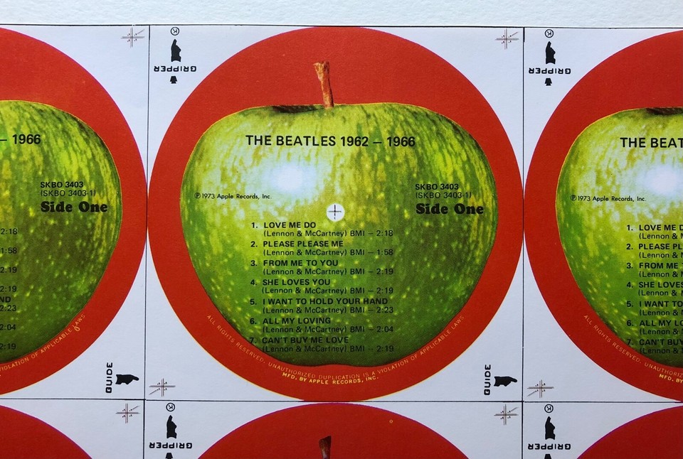 Apple Records Beatles 33rpm LP Vintage record labels uncut RARE / Mint ...