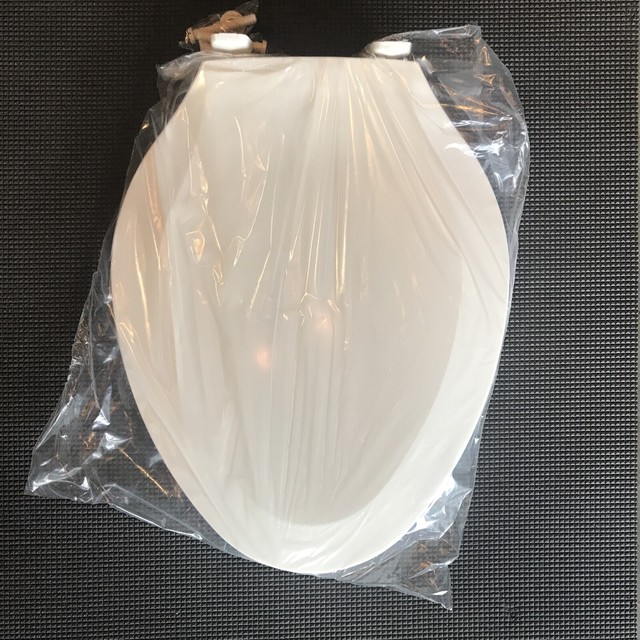 Beneke 500 TM Biscuit Solid Plastic Closed Front Round Toilet Seat Fast ...