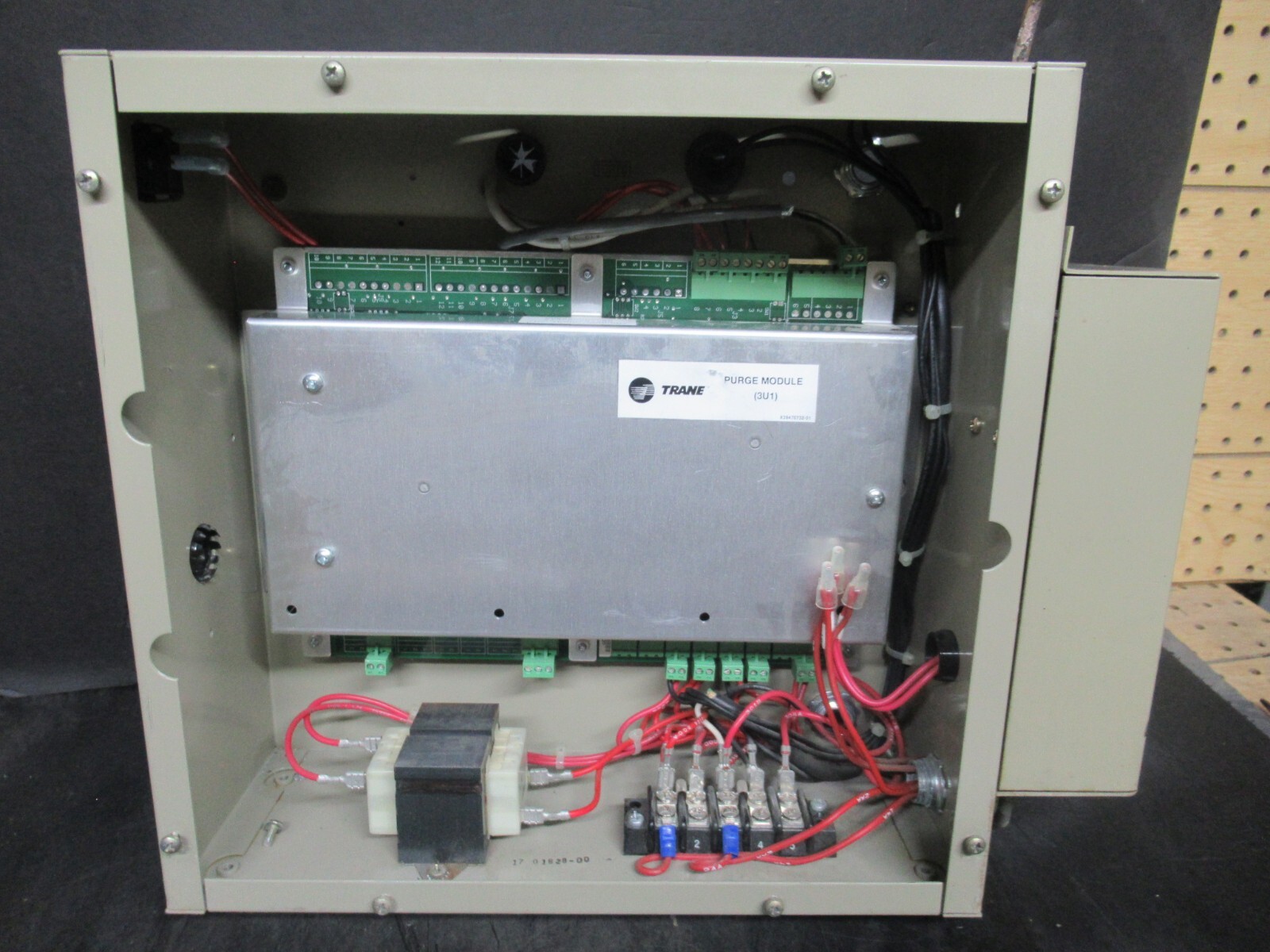 TRANE PURGE MODULE ENCLOSURE PRGC001AC0A X13650454-08 REV. K 110 VOLT ...