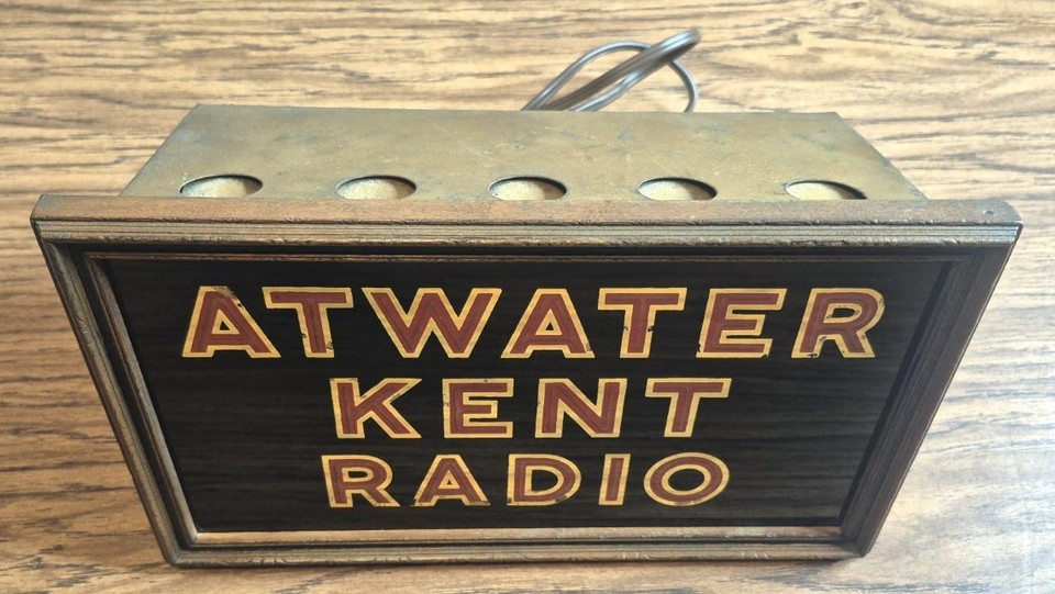ANTIQUE ATWATER KENT RADIO REVERSE PAINTED GLASS LIGHTED ADVERTISING ...