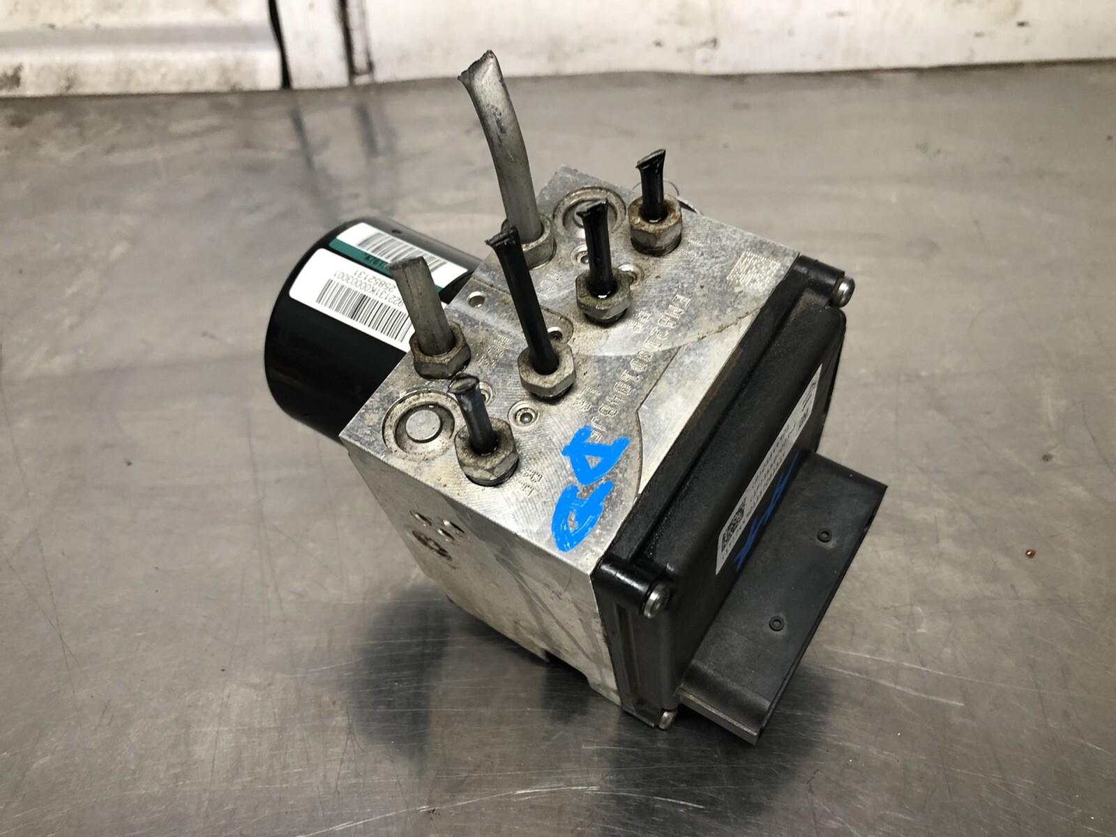 2009 Saturn Aura Malibu Hybrid models ABS Pump / Module Anti Lock ...