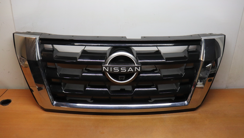 2021 2022 Nissan Armada front grille grill 623106JL0A OEM w/ Camera | eBay