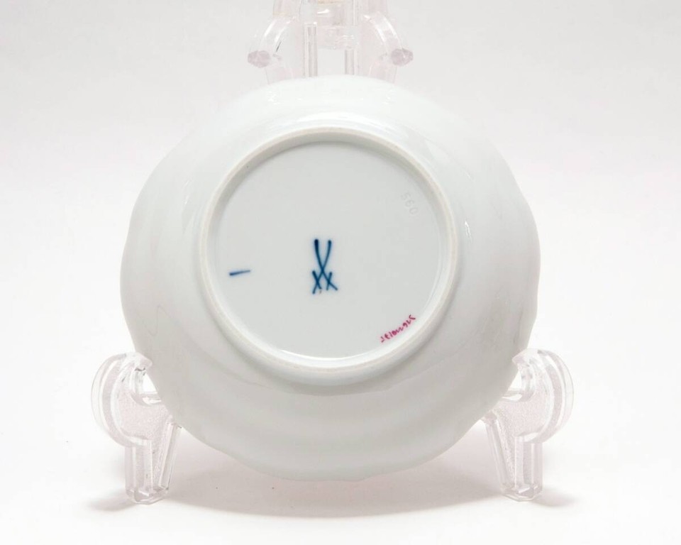 Meissen Gold color Kakiemon copy Illustrated rock flower and bird ...