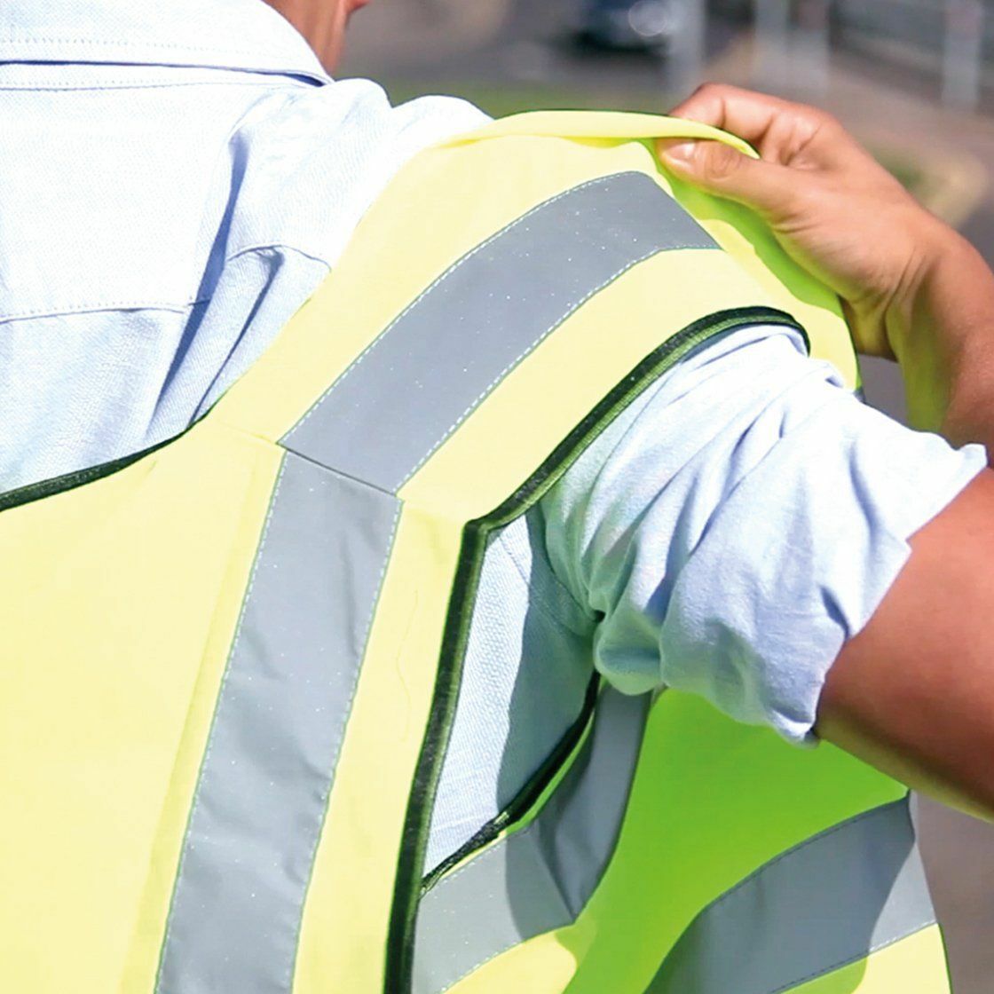 AA European Travel Kit Car Driving Emergency Warning Triangle Legal EU ...