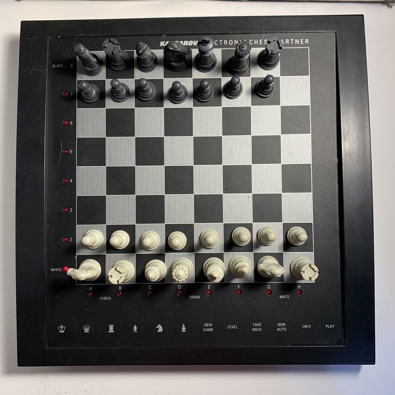 Saitek Kasparov Electronic Chess Partner 0691 Age 8+ Vintage Toy 2pieces Missing | eBay
