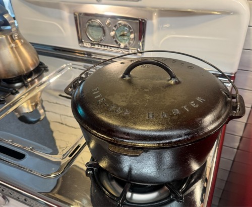 Vintage Griswold #10 Tite Top Dutch Oven Slant Logo Large Block Logo | eBay