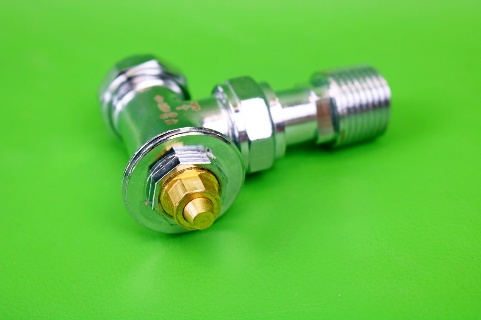 Pegler Bulldog Gen 2 15mm Angled TRV Valve Body Lockshield Head Sensor ...