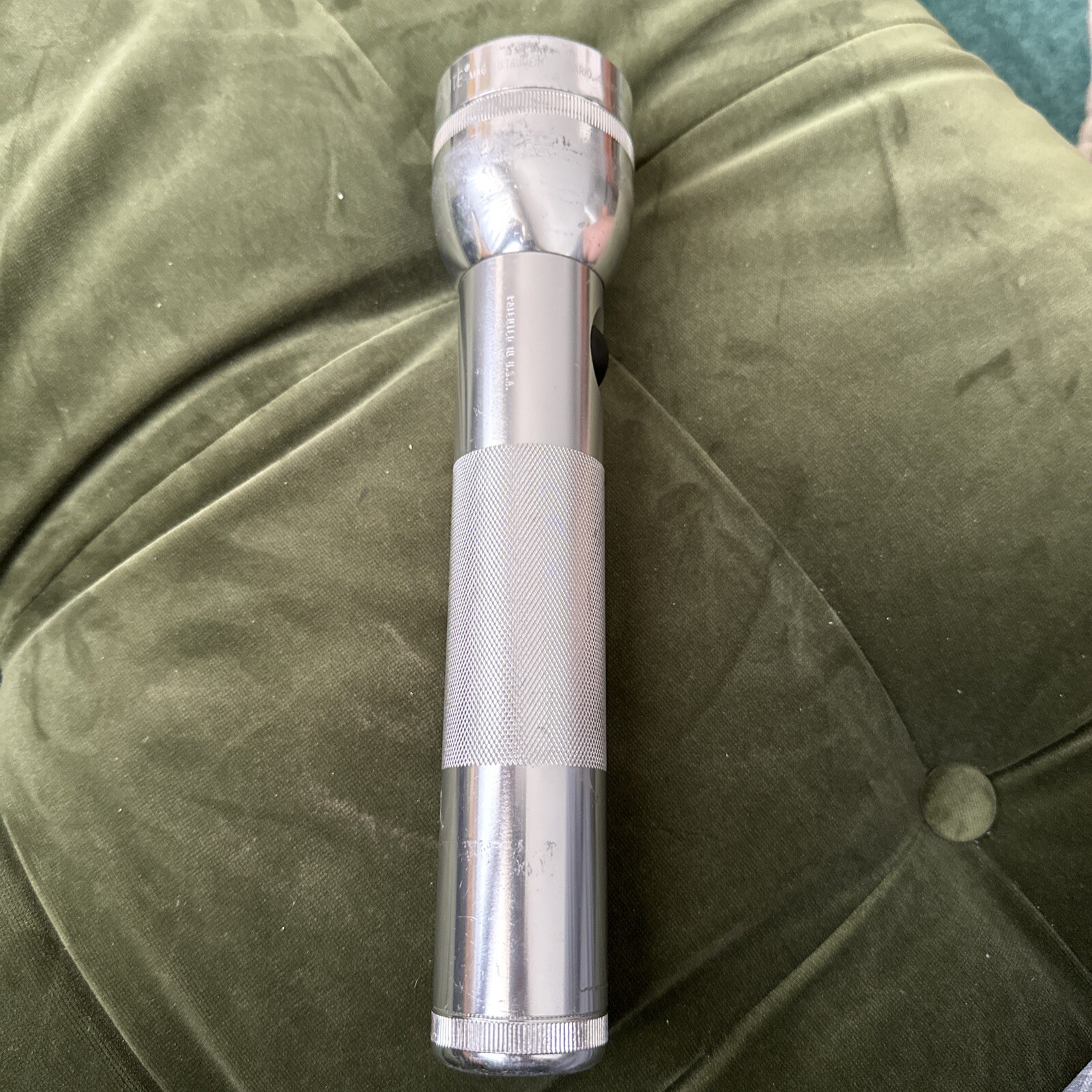 Vintage Maglite 10 Inch 2 D Cell Heavy Metal Flashlight Silver | eBay