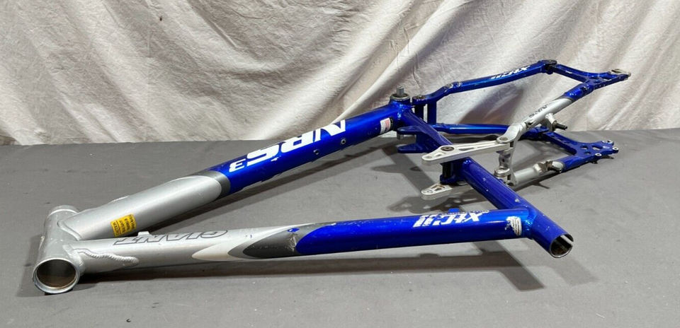 2002 Giant XTC Pro Series NRS 3 22" SL Aluxx Aluminum Mountain Bike ...