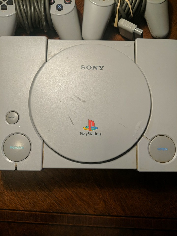 Sony PlayStation Launch Edition Gray Console (SCPH-9001) PS1 ...
