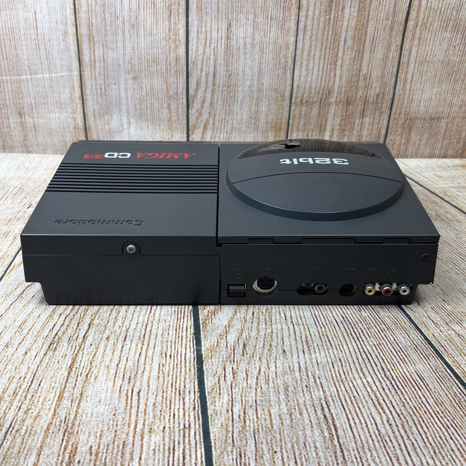 Commodore Amiga CD32 Home Console Full Set Up + 1 Controller | eBay UK