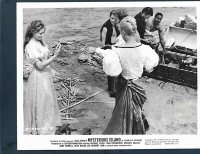 Joan Greenwood and Beth Rogan in Mysterious Island 1961 ORIG VINTAGE ...