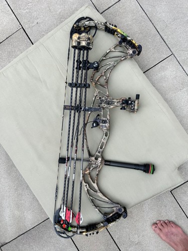 Hoyt Pro Defiant 34 Compound Bow Pkg RH 60lb 30.5 Inch Draw | eBay