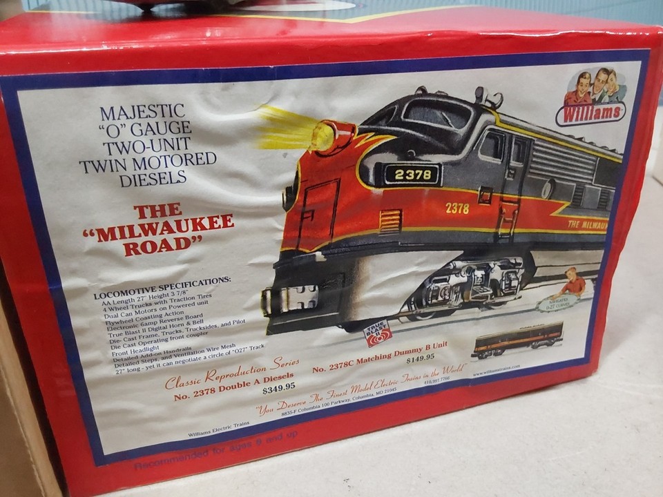 Williams O Milwaukee Road F3 Twin Diesel Powered & Dummy Locomotive Set ...