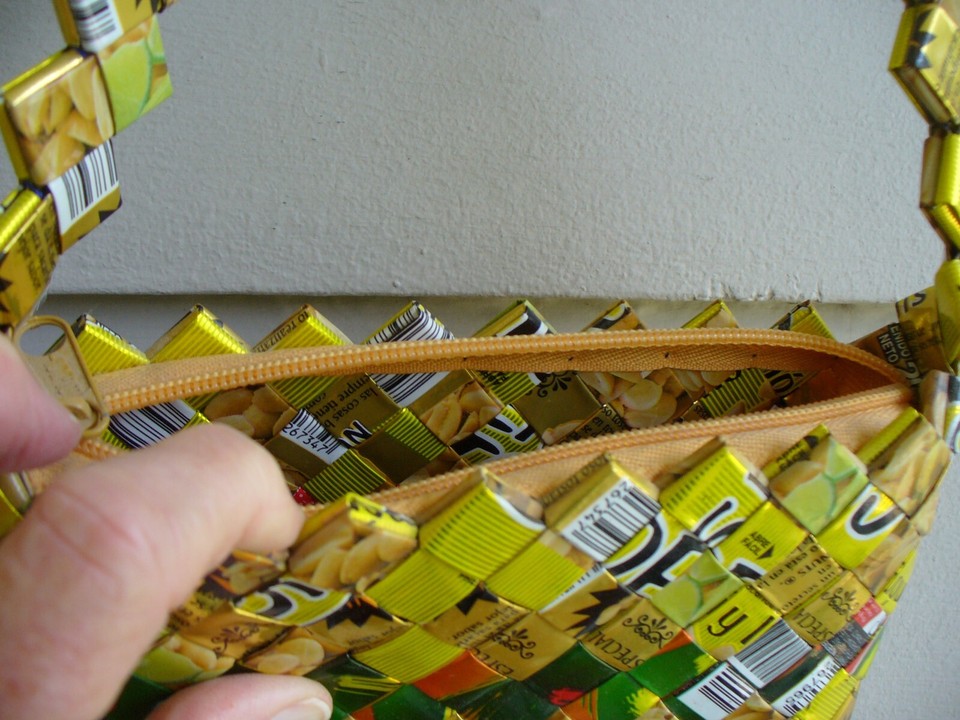 Gum Wrapper Purse Green Peanuts -Recycle Gum Wrapper Design w/Strap | eBay