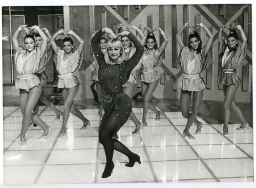PIN-UP, Raffaella Carra dancing, 1985, pu-27 | eBay