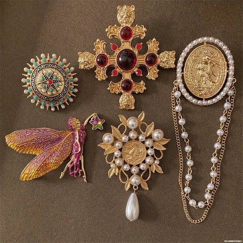 Exquisite Women Vintage Baroque Pearl Brooch Pin Enamel Elegant Corsage ...