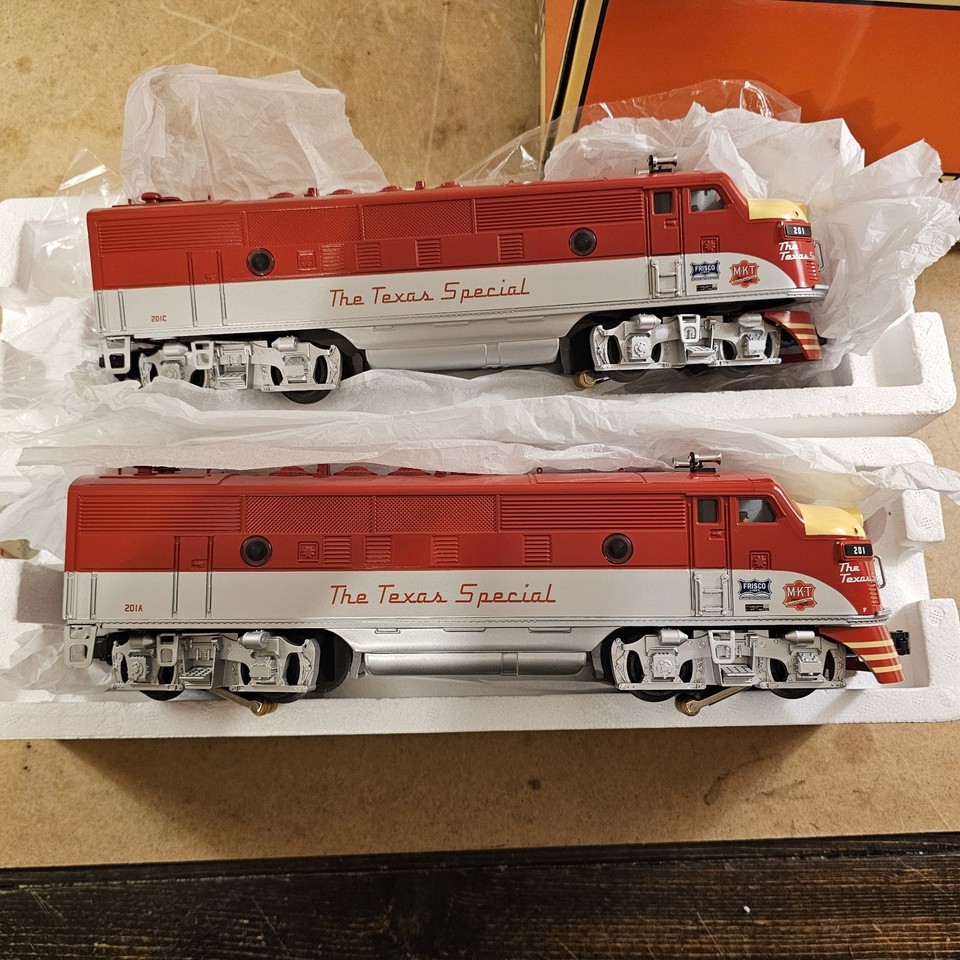 Lionel 6-81452 Texas Special Legacy F3 AA Diesel Loco Set #201 ...