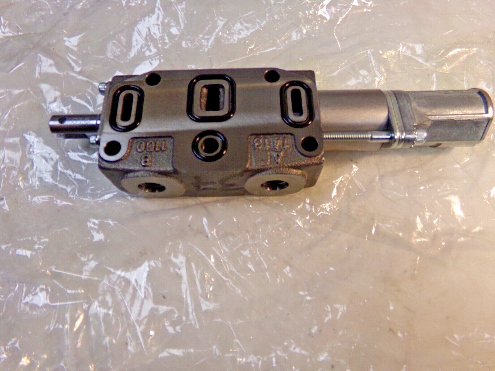 21061809 E06 HYDRAULIC CONTROL VALVE | eBay