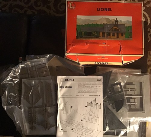 New Lionel Rico Station 6-62709 825K Building Kit Opened Box | eBay