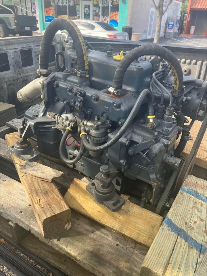 Yanmar 3GMD, 20 HP Marine Diesel Engine with Transmission - Runs Great ...
