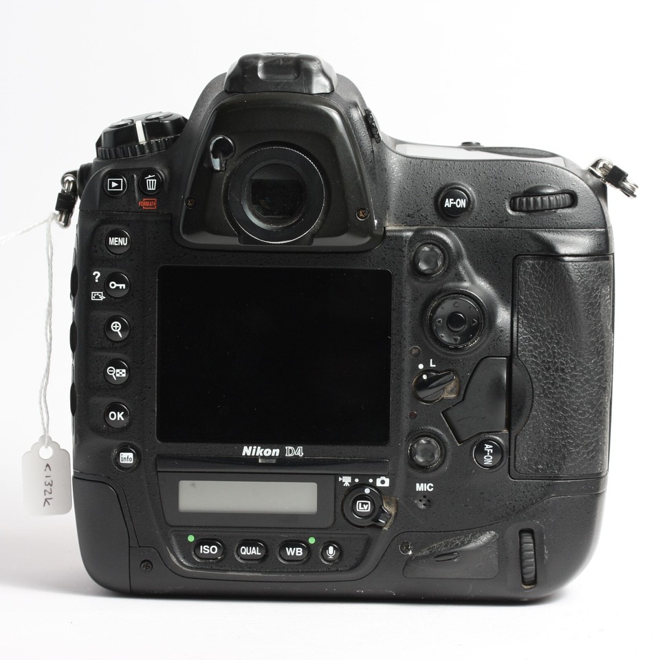 Nikon D4 Camera Body Only Boxed Battery & Charger 132k shots - Please ...