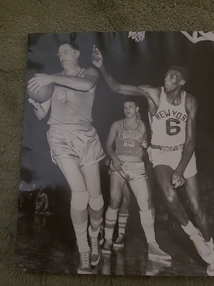 1956 GEORGE MIKAN PHOTO WALTER DUKES NBA BASKETBALL MINNEAPOLIS LAKERS ...
