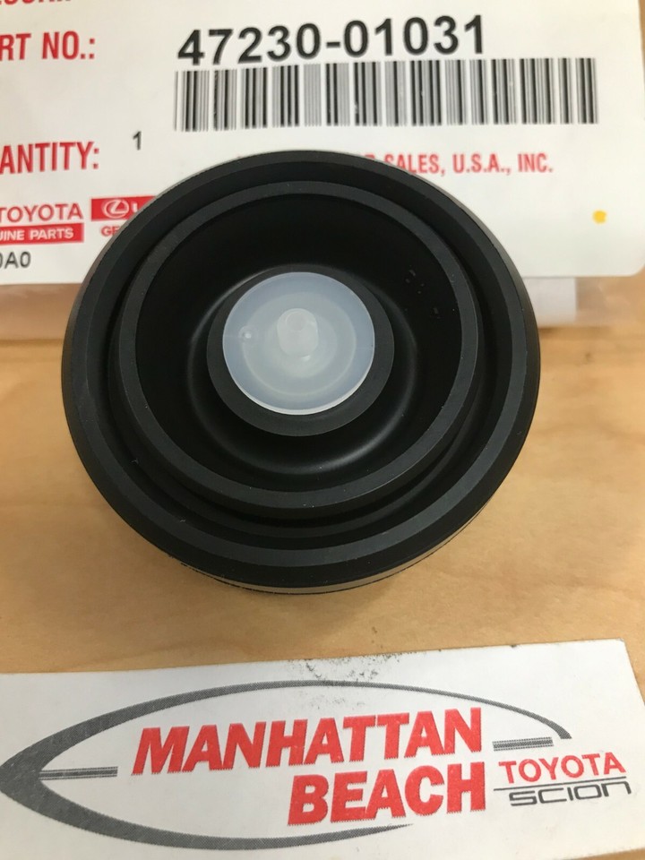 Brake Master Cylinder Fluid Reservoir Cap 47230-01031 GENUINE TOYOTA ...