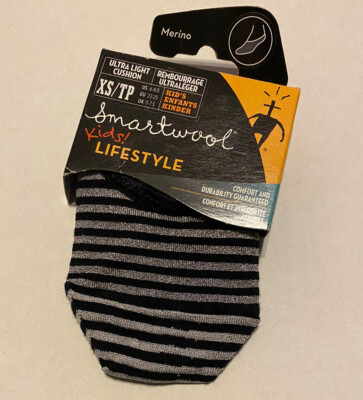 Smartwool Kids LifestyleFootie Socks Size Kids 6-8.5 XS/TP Black/Silver ...