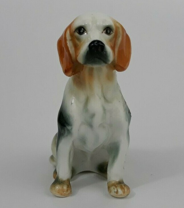 Vintage Beagle Dog Small Figurine Hunting Dog Porcelain Rabbit Hunting ...
