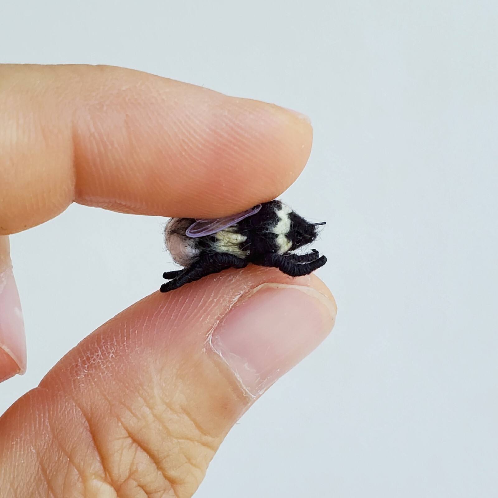 Flower micro bee. Dollhouse miniature Bumblebee. Doll pet. Microtoysby ...