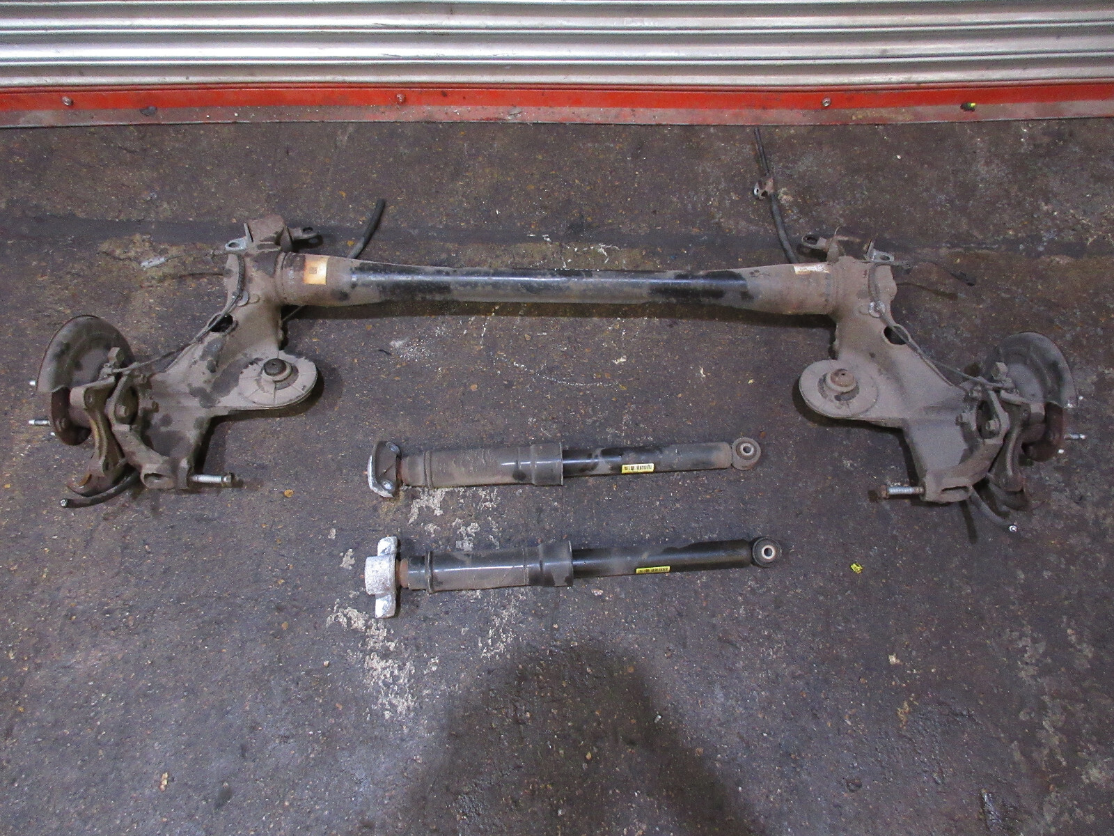 Vauxhall Mokka Rear Axle Mk1 Disc Type 1.6 16v Diesel 2016 95325749 for ...
