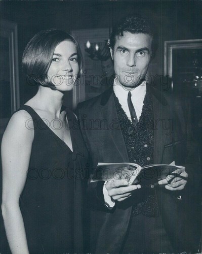 1968 Press Photo Robert Owens & Uta Risse | eBay