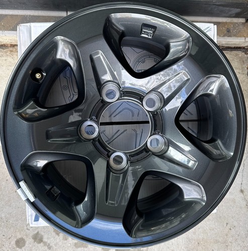 Landcruiser Toyota Genuine Alloy Wheel/Rim 70 series (VDJ79 76 78 V8) x ...
